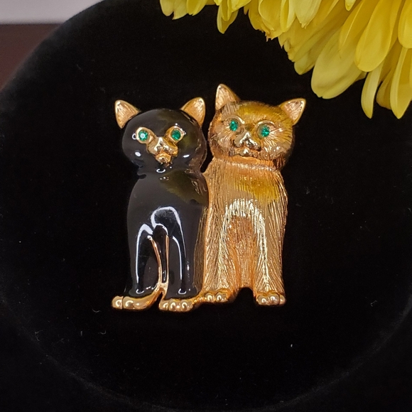 Swarovski | Jewelry | Swarovski Black Enamel Gold Tone Cat Brooch ...